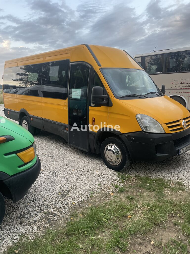 IVECO Daily putnički minibus