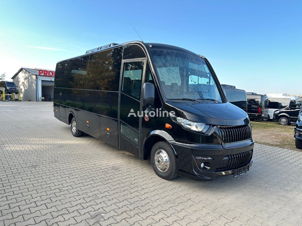 Novi IVECO Daily 70C21 Tourist line putnički minibus