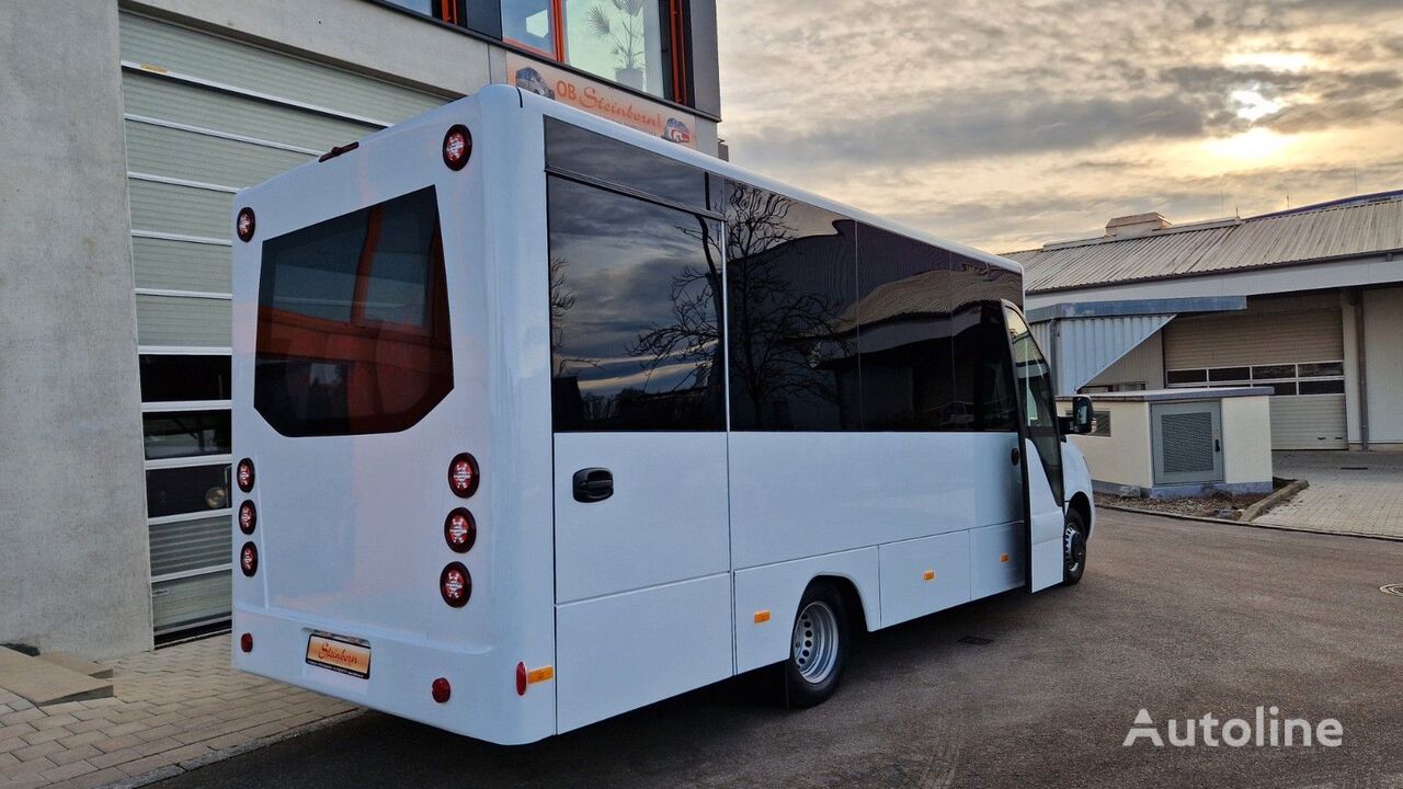 Novi Mercedes-Benz 30 Sitzer Schulbus Transferbus 515/517/519 školski autobus