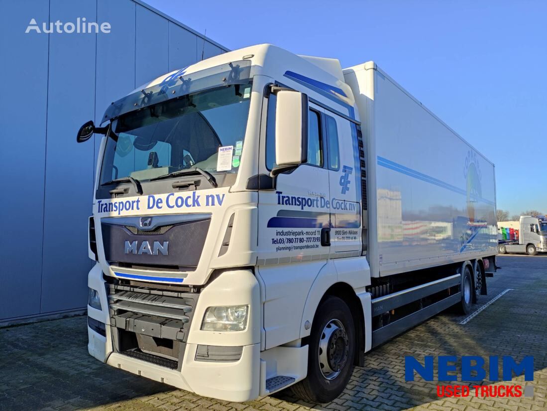 MAN TGX 26 360 6x2 XLX - Intarder kamion furgon