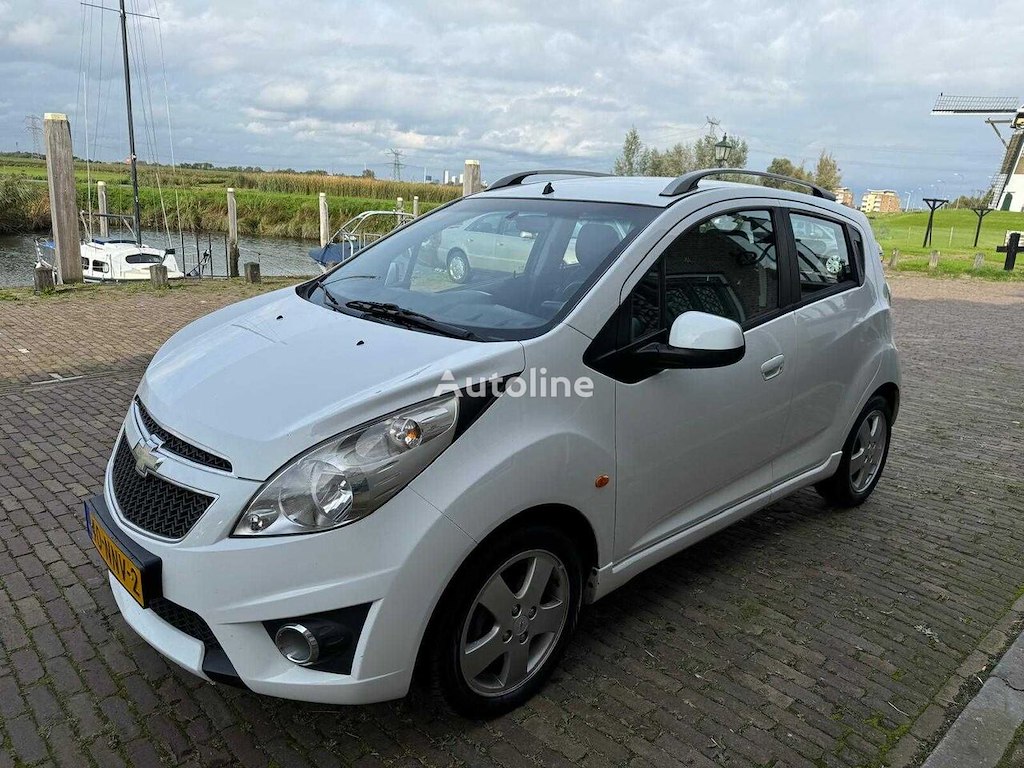 Prodaje se Chevrolet Spark hečbek na aukciji