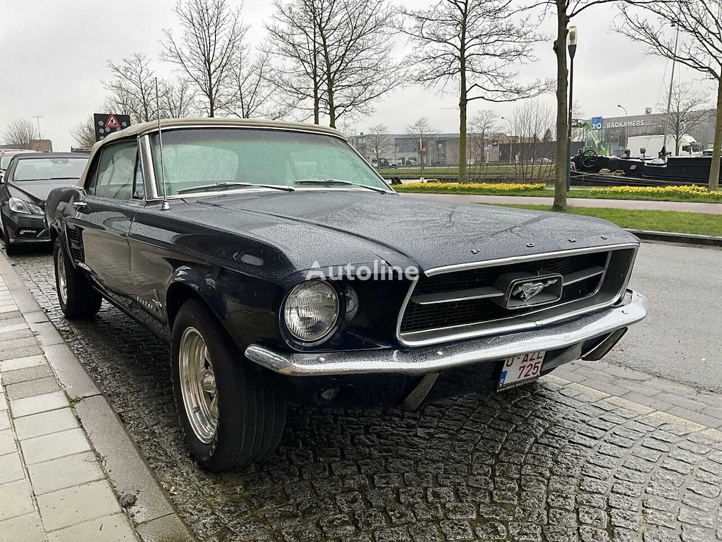 Prodaje se Ford mustang kabriolet na aukciji