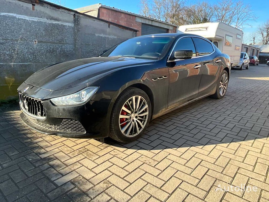 Prodaje se Maserati Ghibli sedan na aukciji