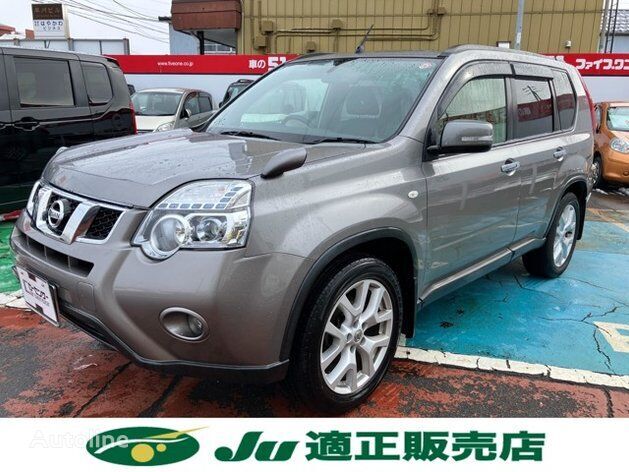 Nissan X-TRAIL terenac