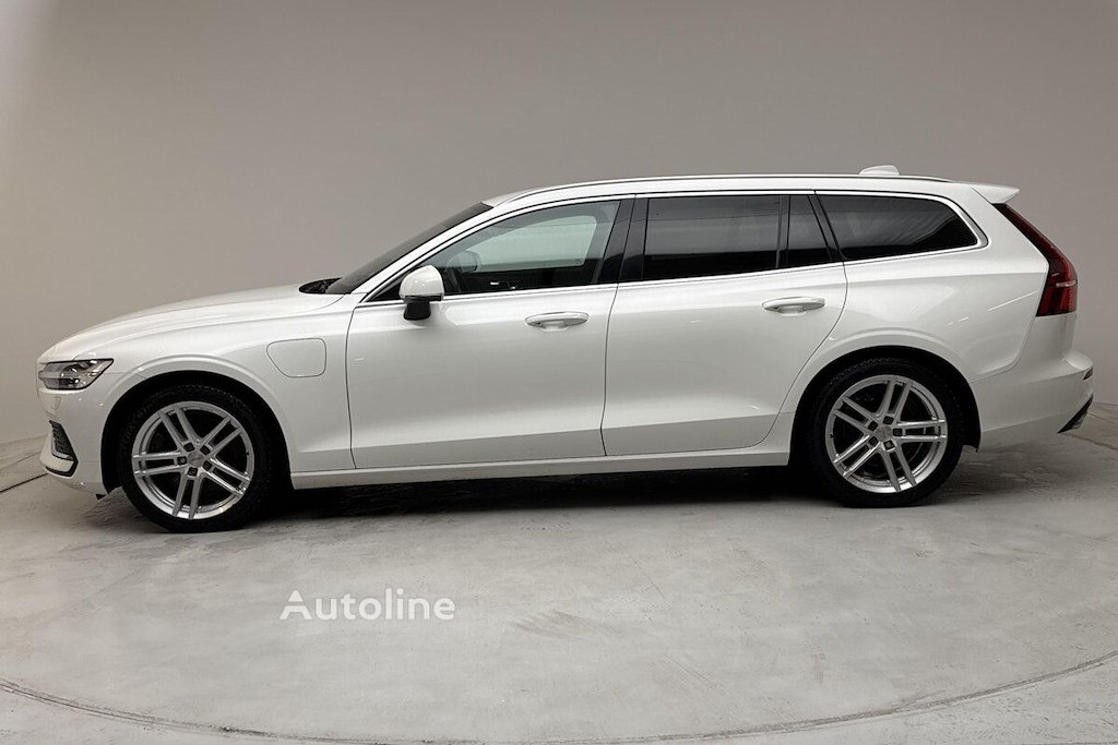 Prodaje se Volvo V60 karavan na aukciji