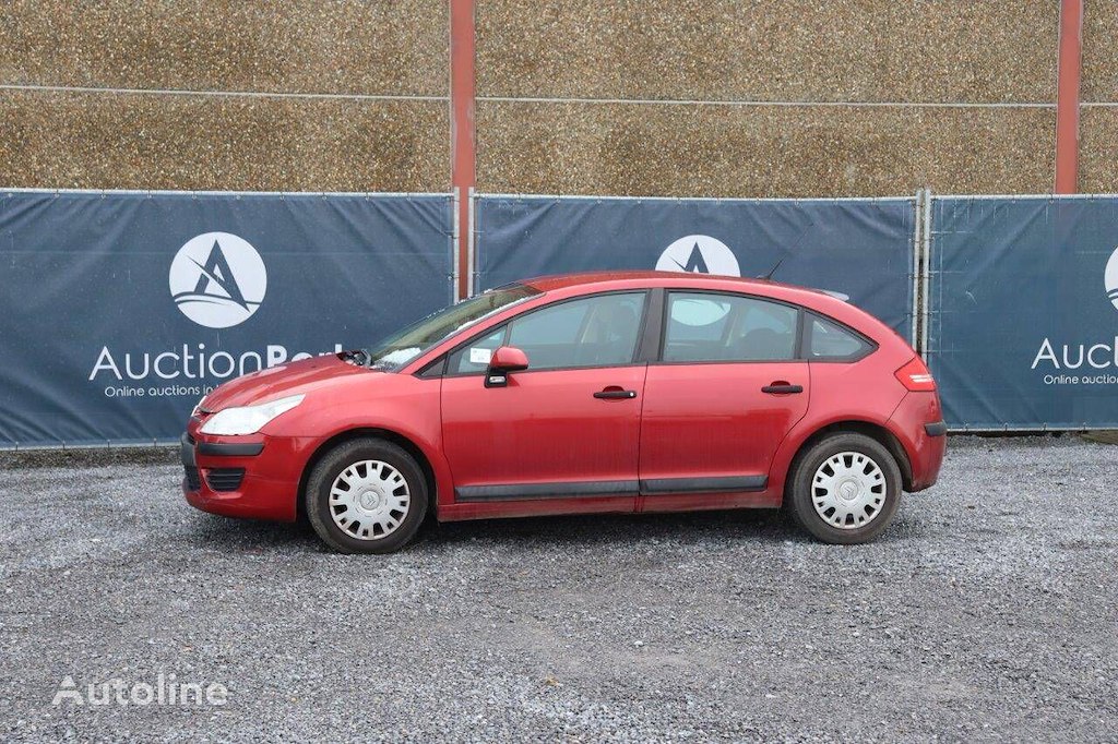 Prodaje se Citroen C4 sedan na aukciji