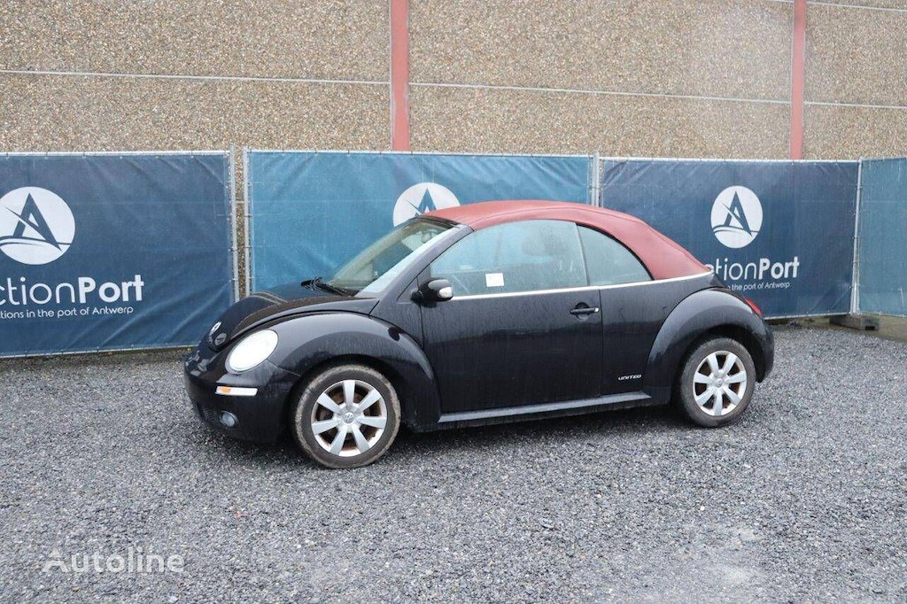 Prodaje se Volkswagen Beetle kabriolet na aukciji