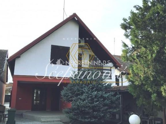 Gradska lokacija, Centar, Kuća, 111m2, 85000 EUR