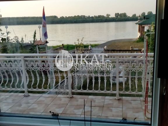 Smederevo, Orešac, 120m2, kuća sa pogledom i letnjikovcem ID#3691