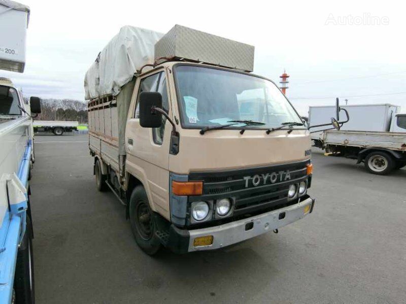 Toyota DYNA kamion s ceradom