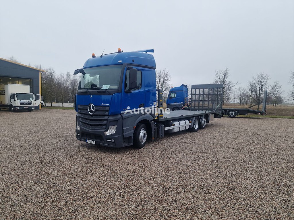 Mercedes-Benz Actros 2542 autotransporter