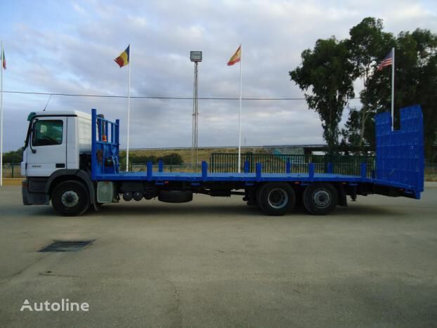 Mercedes-Benz ACTROS 25 32 autotransporter