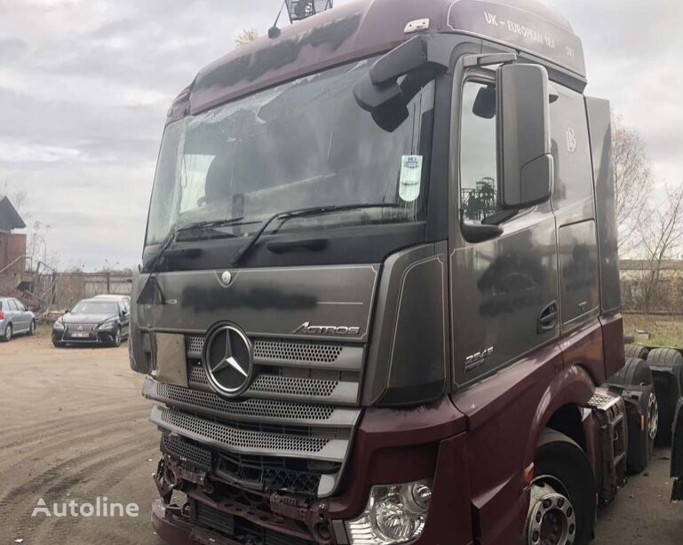 Mercedes-Benz ACTROS tegljač po rezervnim delovima