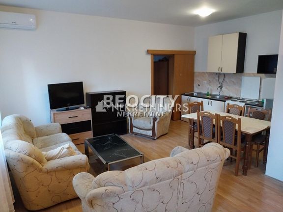 Novi Sad, Cara Dušana, Cara Dušana, 3.0, 57m2, 550EUR