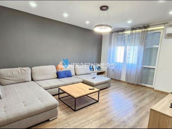 Vračar, Slavija, 2.0 stan, 78m2, 1350 EUR, ID 51500