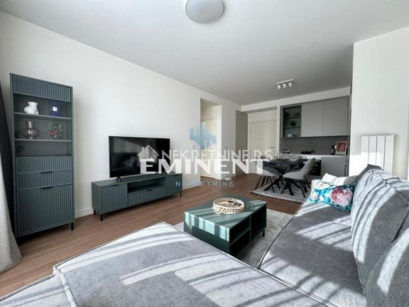 Savski venac, Beograd na vodi, Luke Ćelovića Trebinjca, 2.0, 55m2, 1300 EUR