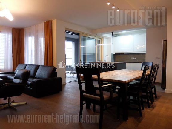 #45260, Izdavanje, Stan, CENTAR, 1800 EUR