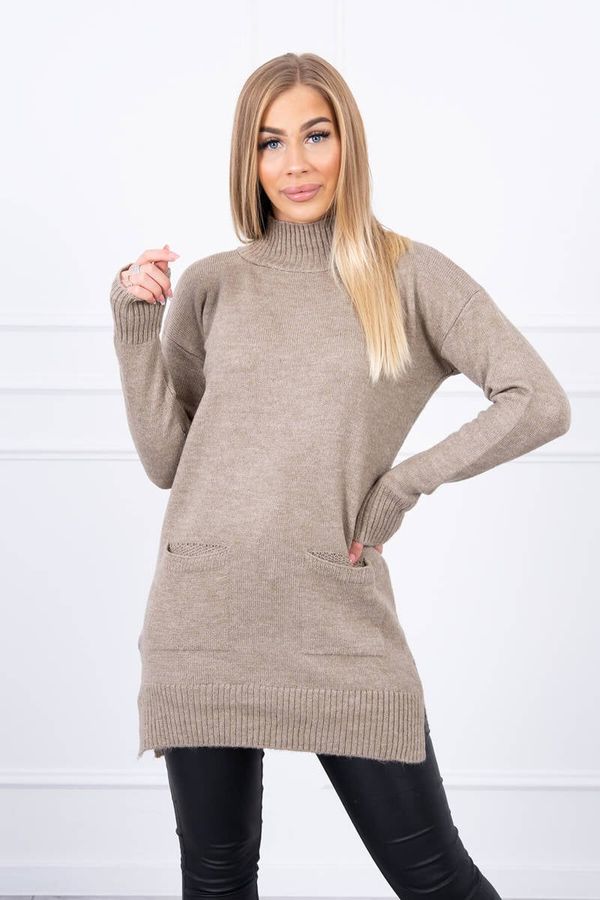 DARK BEIGE SWEATER WITH STAND-UP COLLAR