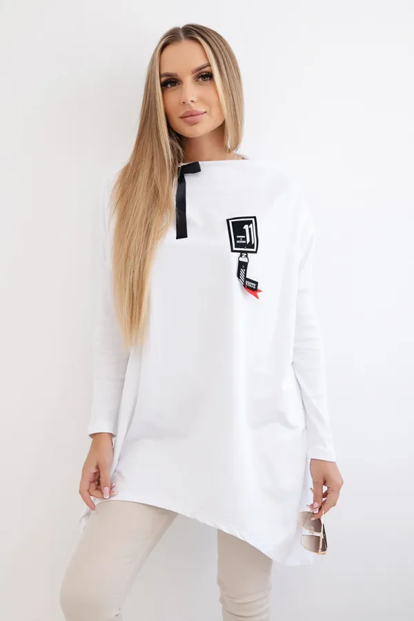 MARKA NIEZDEFINIOWANA OVERSIZE SWEATSHIRT WITH ASYMMETRICAL SIDES WHITE