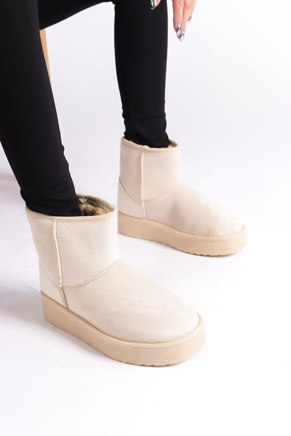 CAPONE OUTFITTERS THICK SOLE ROUND TOE FÜR MEDIUM SIZE WOMEN'S BOOTS