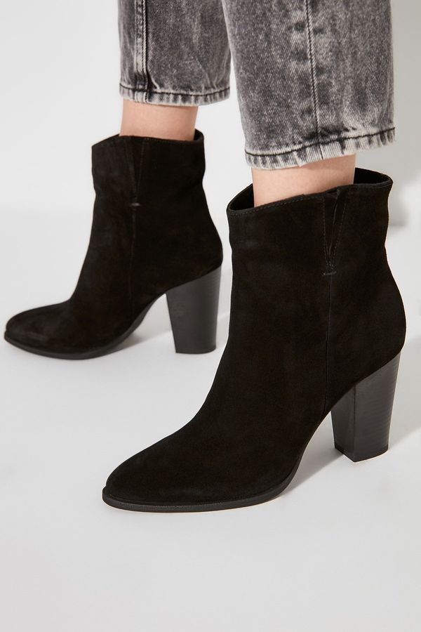 TRENDYOL GENUINE LEATHER BLACK SUEDE WOMEN'S BOOTS &AMP; BOOTIE