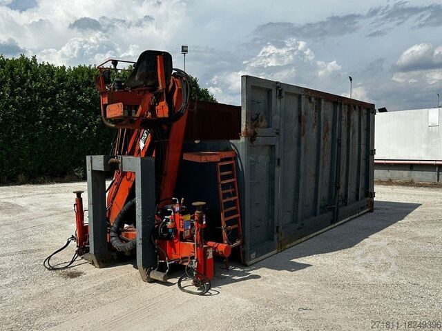 Kontejneri za prevrtanje
CONTAINER SCARRABILE USATO A CIELO APERTO CON GRU