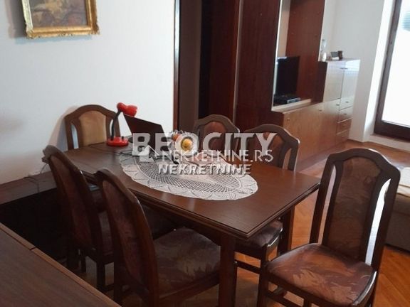 Novi Sad, Centar, Laze Kostića, 2.5, 55m2, 154000EUR