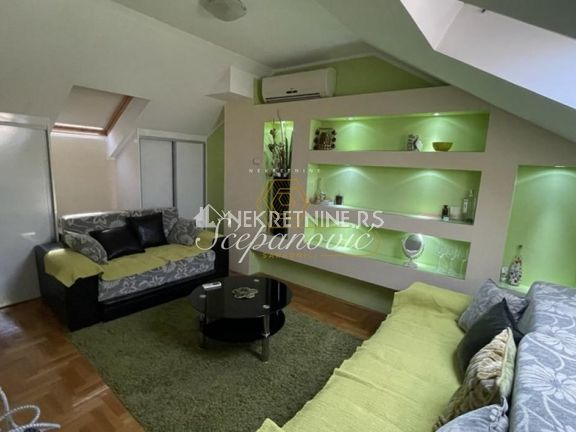 Novi Sad, Bulevar Oslobođenja, 3.0 stan, 64m2, 153600 EUR