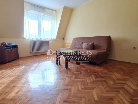 Novi Sad, Novo naselje (Bistrica), 2.5 stan, 61m2, 119000 EUR