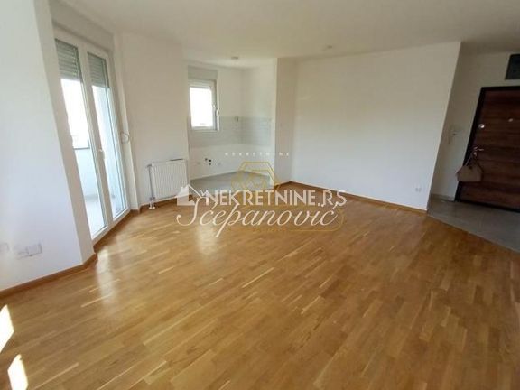 Novi Sad, Telep južni, 2.5 stan, 71m2, 149000 EUR