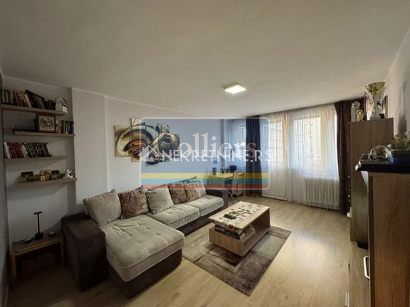 Novi Beograd, Blok 21, Šest kaplara, Bulevar Mihajla Pupina, 3.0, 77.00m2, 250000 EUR