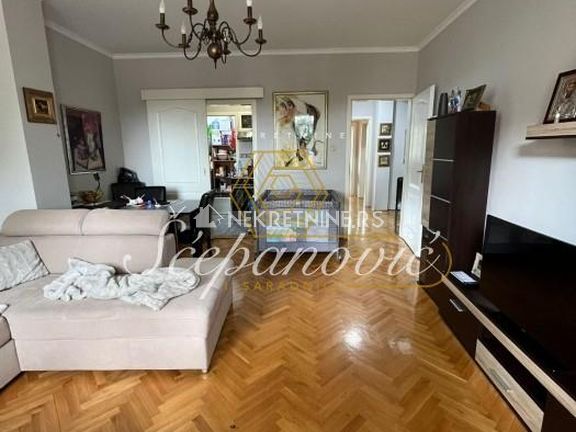 Novi Sad, Betanija, 3.0 stan, 83m2, 221000 EUR