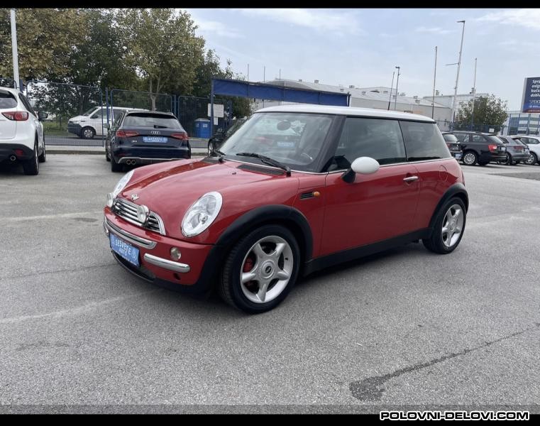 Mini Cooper Kompletan Auto U Delovima