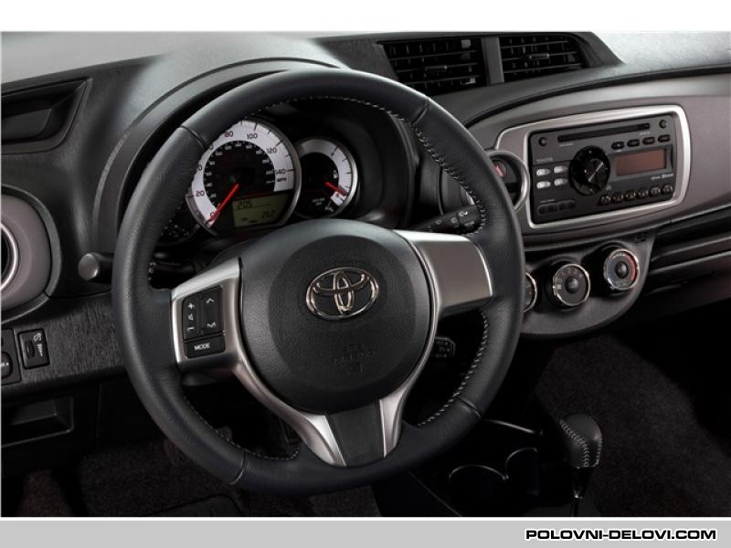 Toyota Yaris Kompletan Auto U Delovima