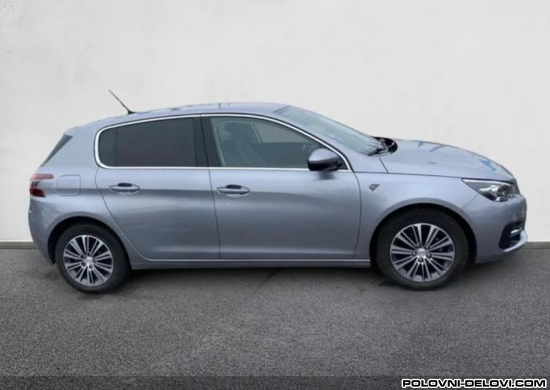 Peugeot 308 Karoserija