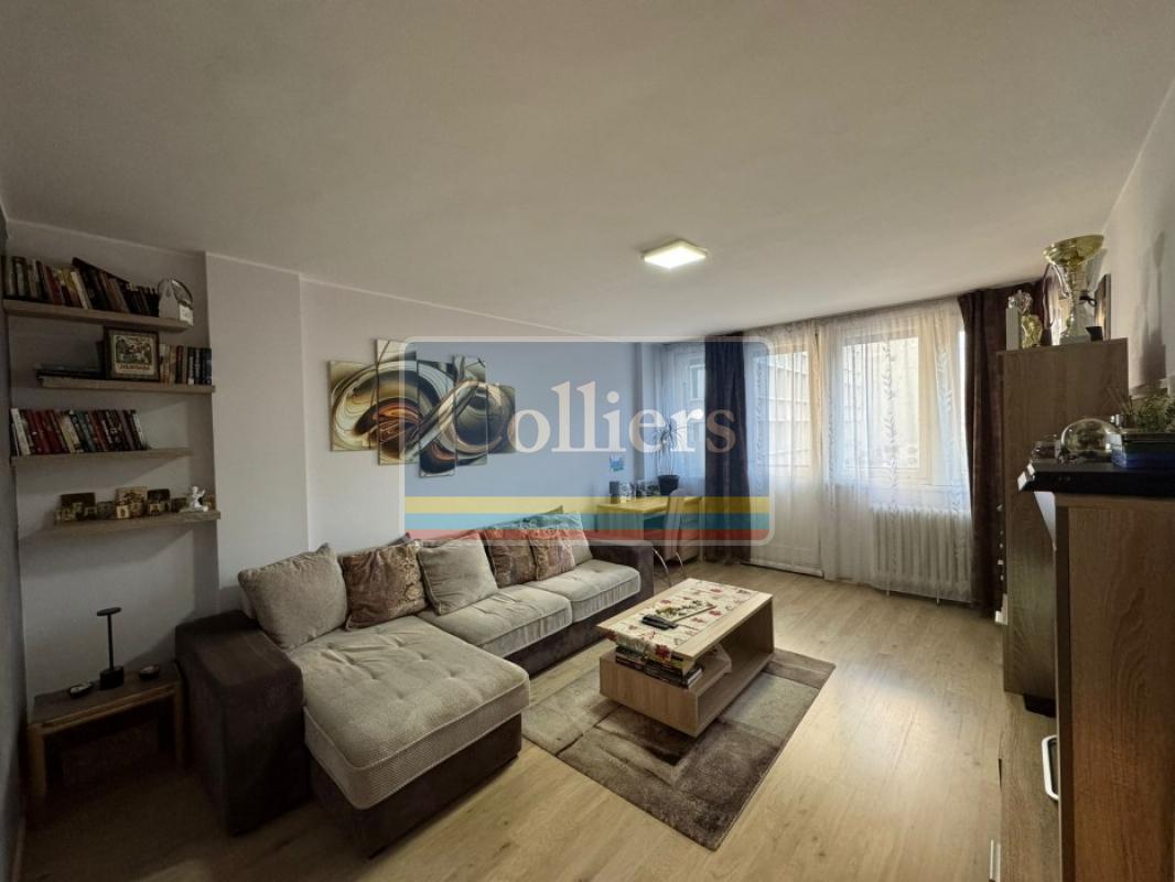 Novi Beograd, Blok 21, Šest kaplara, Bulevar Mihajla Pupina, 3.0, 77.00m2, 250000 EUR