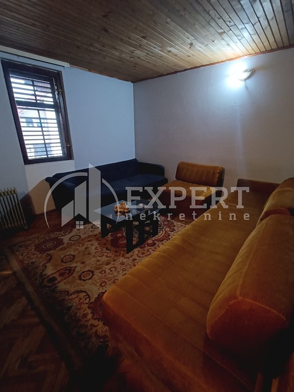 četvorosoban stan, 50 m2, Palilula, Paraćinska ID: i-013138