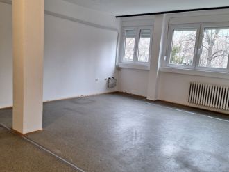 71m² 650€
Beograd, Novi Beograd, Blok 37, Narodnih heroja