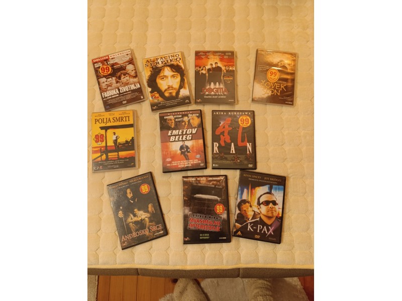 Lot od 10 filmova na DVD-u