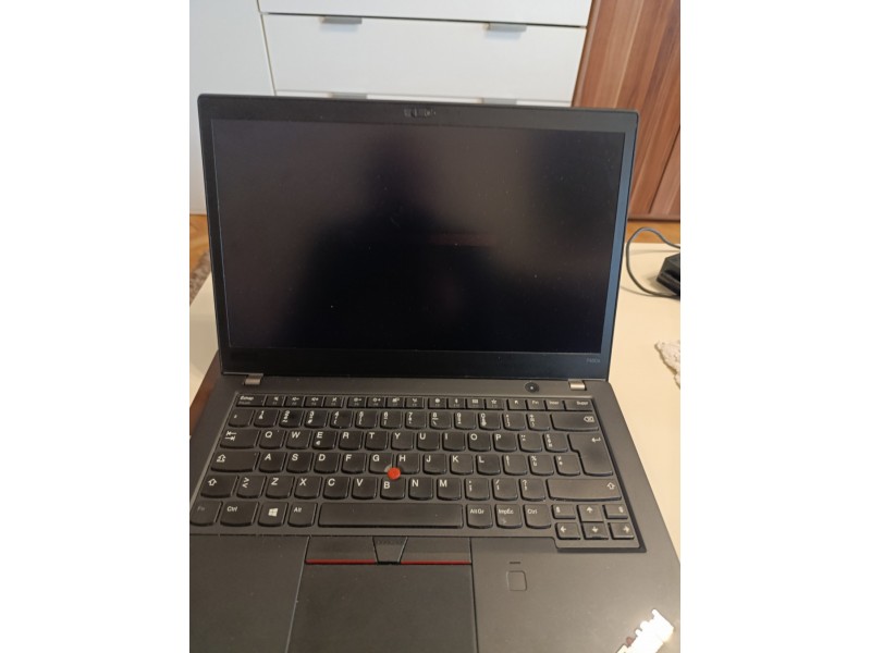 Lenovo t480s i7