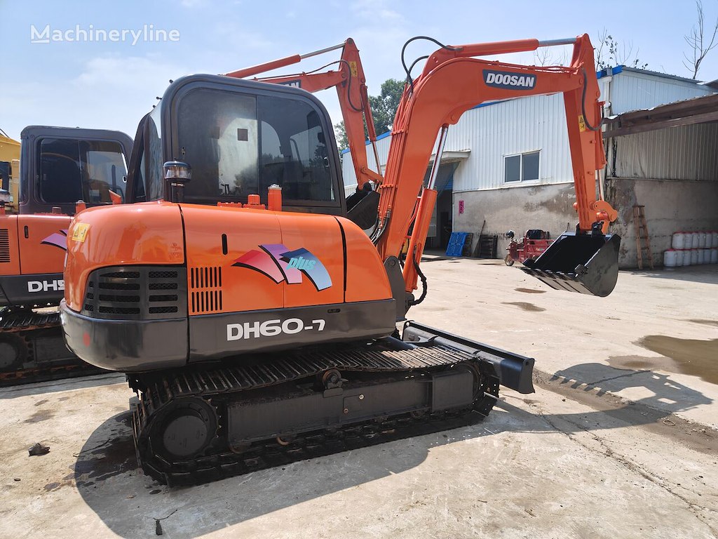 Doosan DH60-7 mini bager