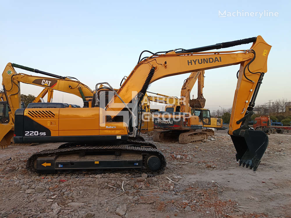 Hyundai R220LC-9s R220 R220-9 220-9s 220 bager guseničar