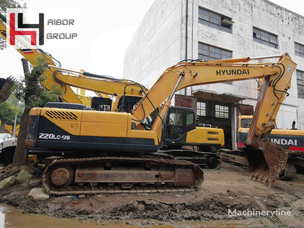 Hyundai R220LC-9s R220 R220-9 220-9s 220 bager guseničar