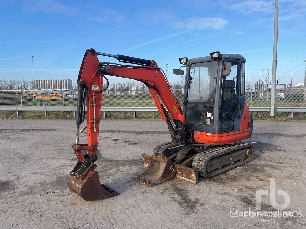 Prodaje se Kubota KX61-3 mini bager na aukciji