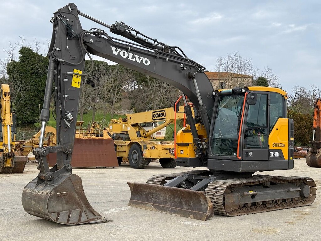 Volvo ECR145EL bager guseničar