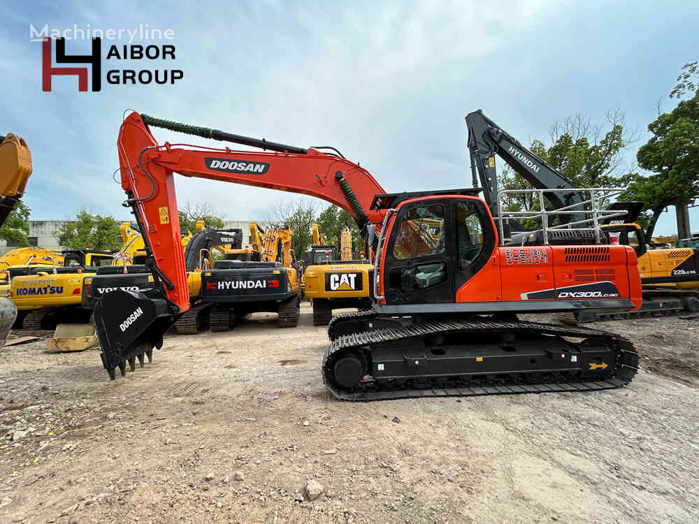 Doosan DX300LC DH300LC DH300 300 bager guseničar