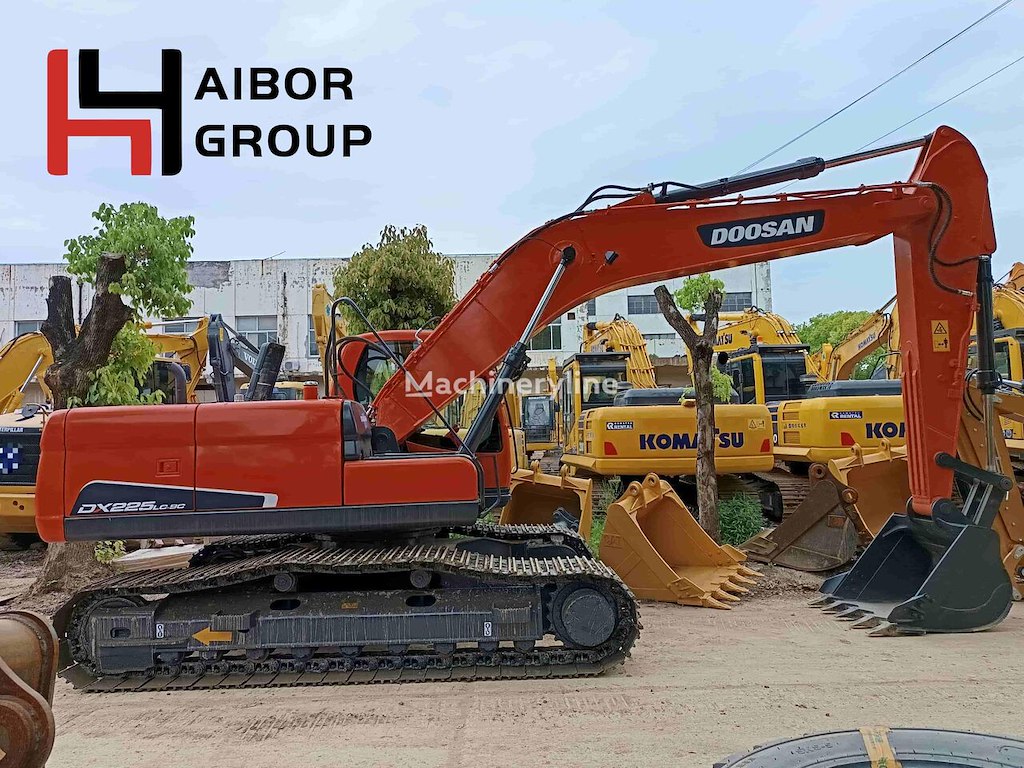 Doosan DX225 DX225LC-9C DX225-9 DH225-7 bager guseničar