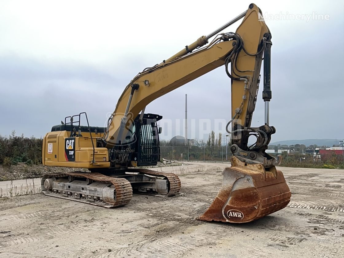 Caterpillar 330 FLN with Oilquick OQ-80 quickcoupler and bucket bager guseničar