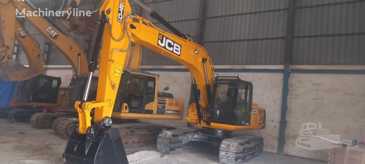 Novi JCB JS210 LC bager guseničar