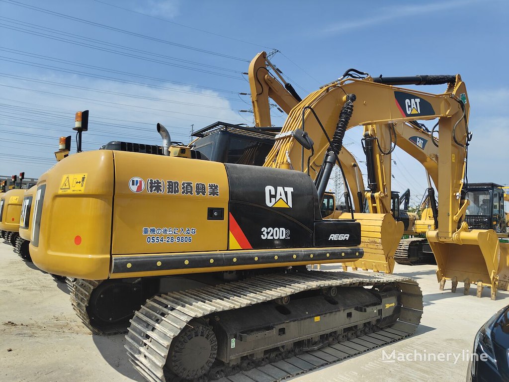 Caterpillar 320D bager guseničar